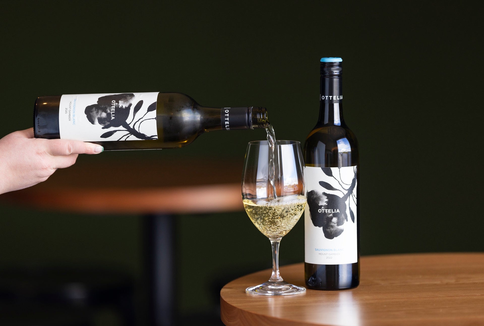 Tasting Room + Restaurant – Ottelia